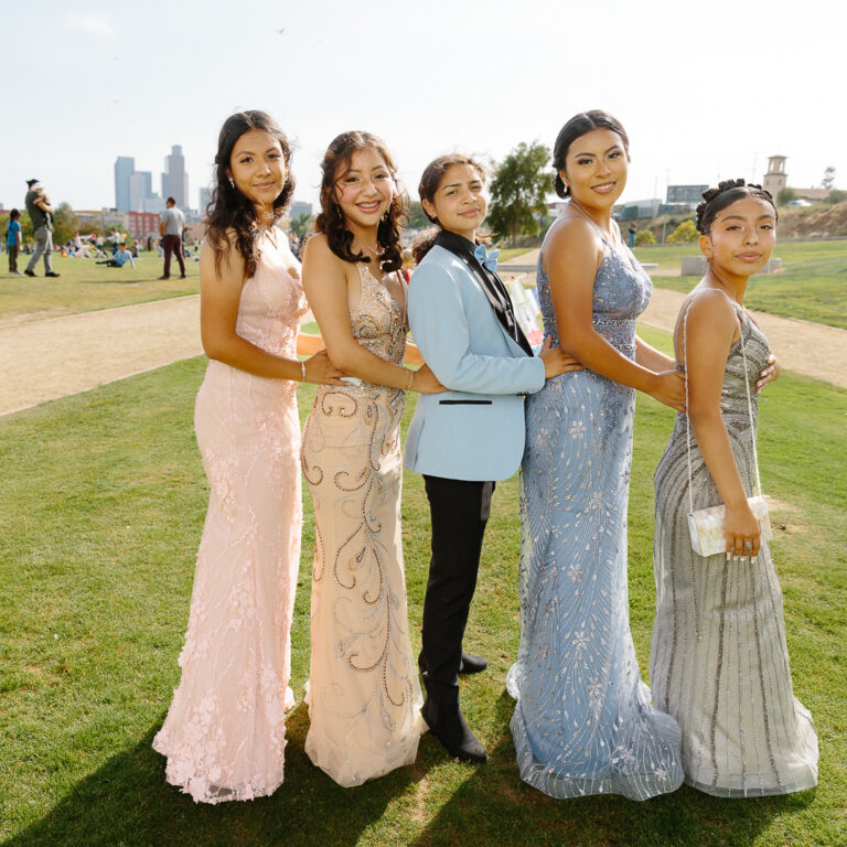 Prom (1/2) - Clockshop